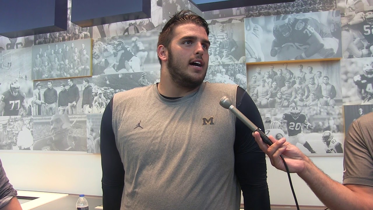Jon Runyan Jr on right tackle battle - YouTube