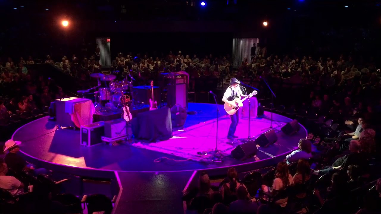 Steve Larson - Part 3 - Celebrity Theatre - 4/27/18 - Terri S. - YouTube