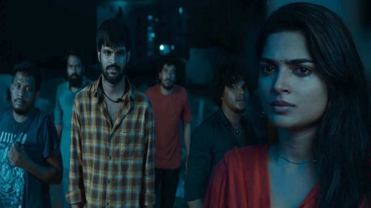 कुछ लड़को ने मिलकर लड़की क साथ किया गलत काम - GUNA 369 Movie - YouTube