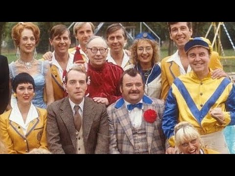 Hi-de-Hi Cast Then And Now - YouTube