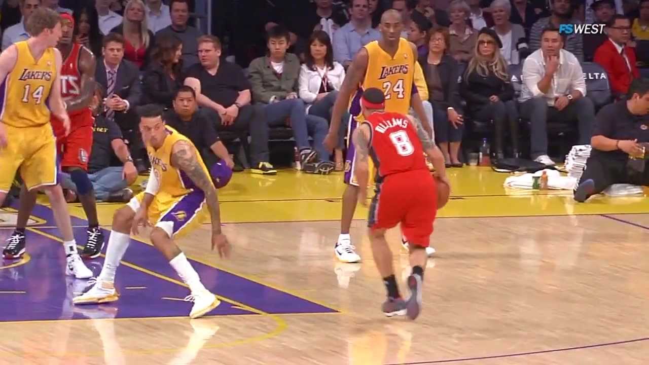 Deron Williams with a SICK DOUBLE CROSSOVER on Matt Barnes - YouTube