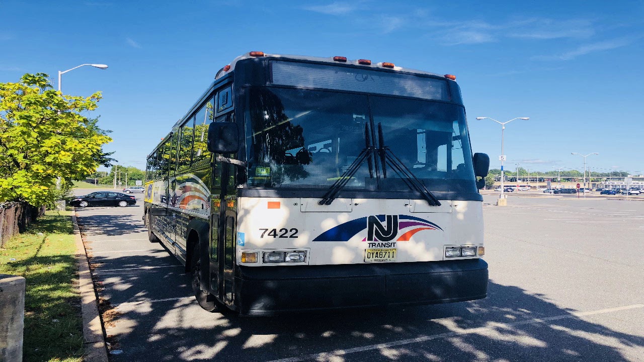[Audio Clip] New Jersey Transit 2001-2003 MCI D4500 #7422 - YouTube