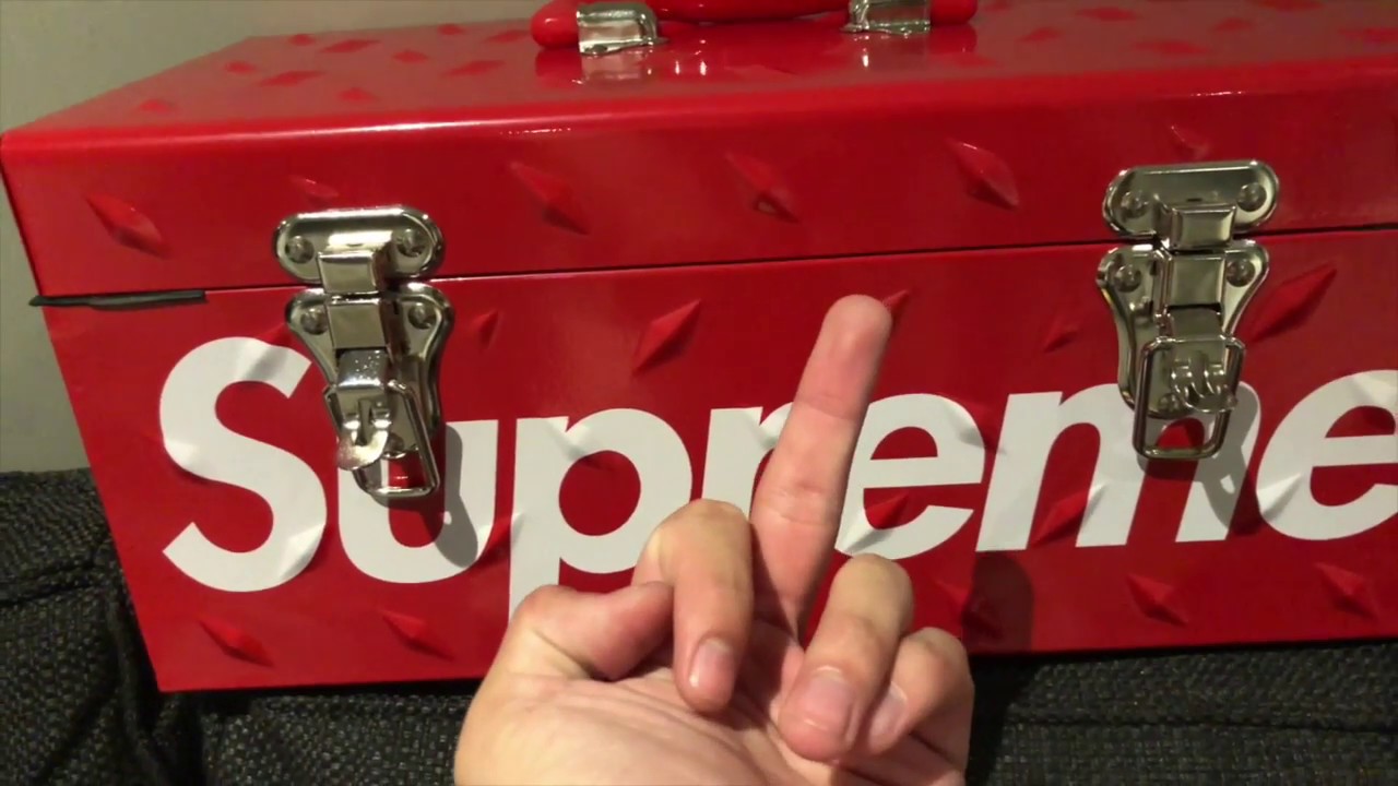 FIRST DROP SUPREME FW 2018 (UNBOXING SUPREME ) - YouTube