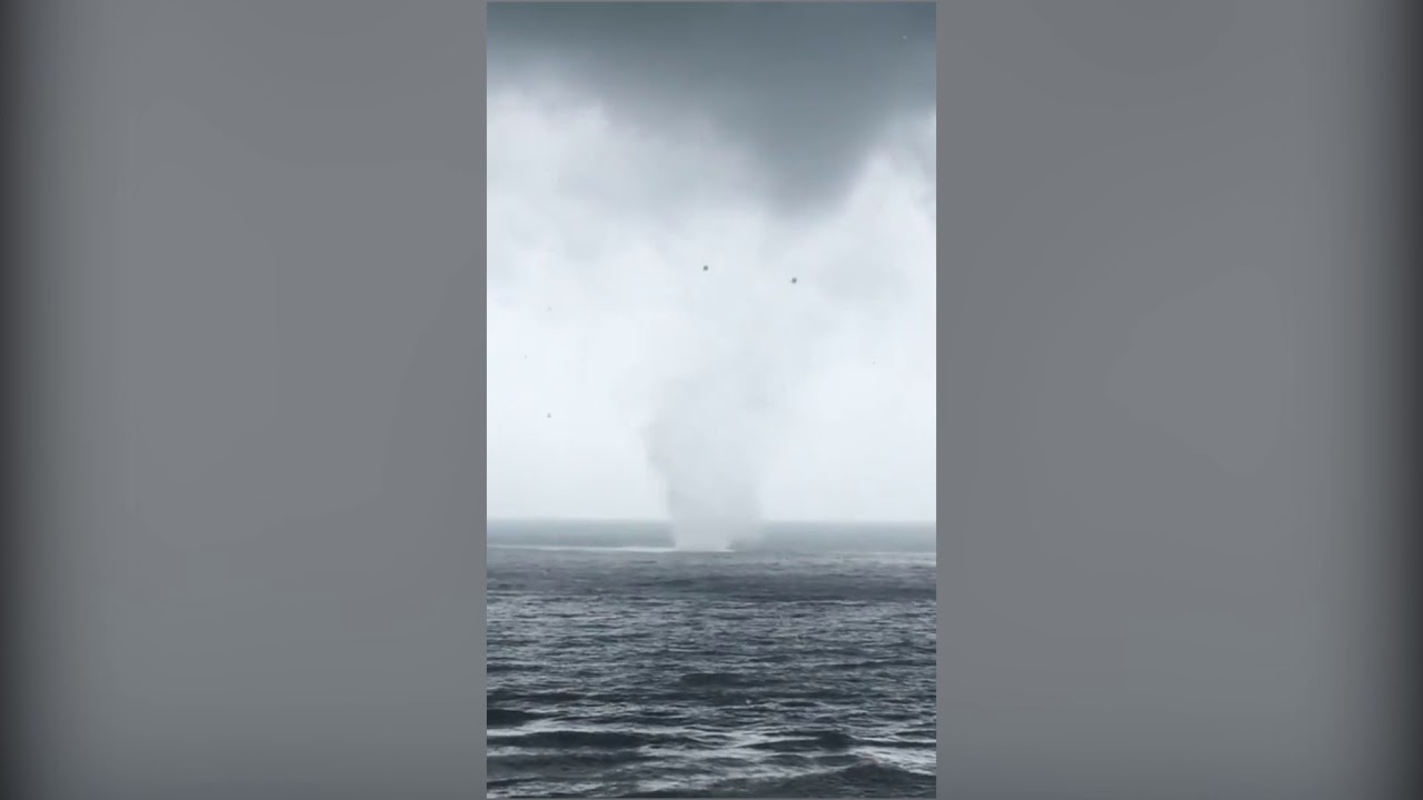 Hurricane Nate spawns waterspout in Gulf Shores - YouTube