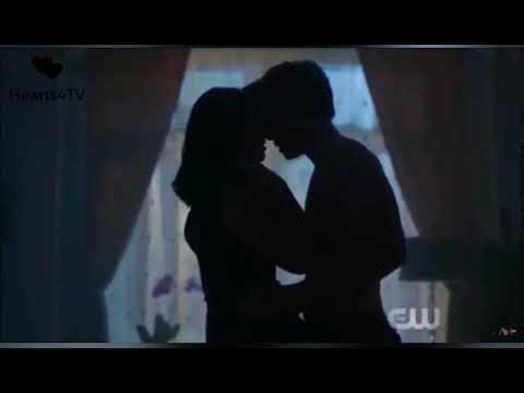 Riverdale - Flashback Archie and Veronica | Jughead And Betty - YouTube