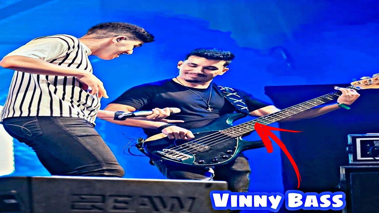 VINNY BASS | SHOW AO VIVO DO ZÉ VAQUEIRO | FORRÓ NO BAIXO - YouTube