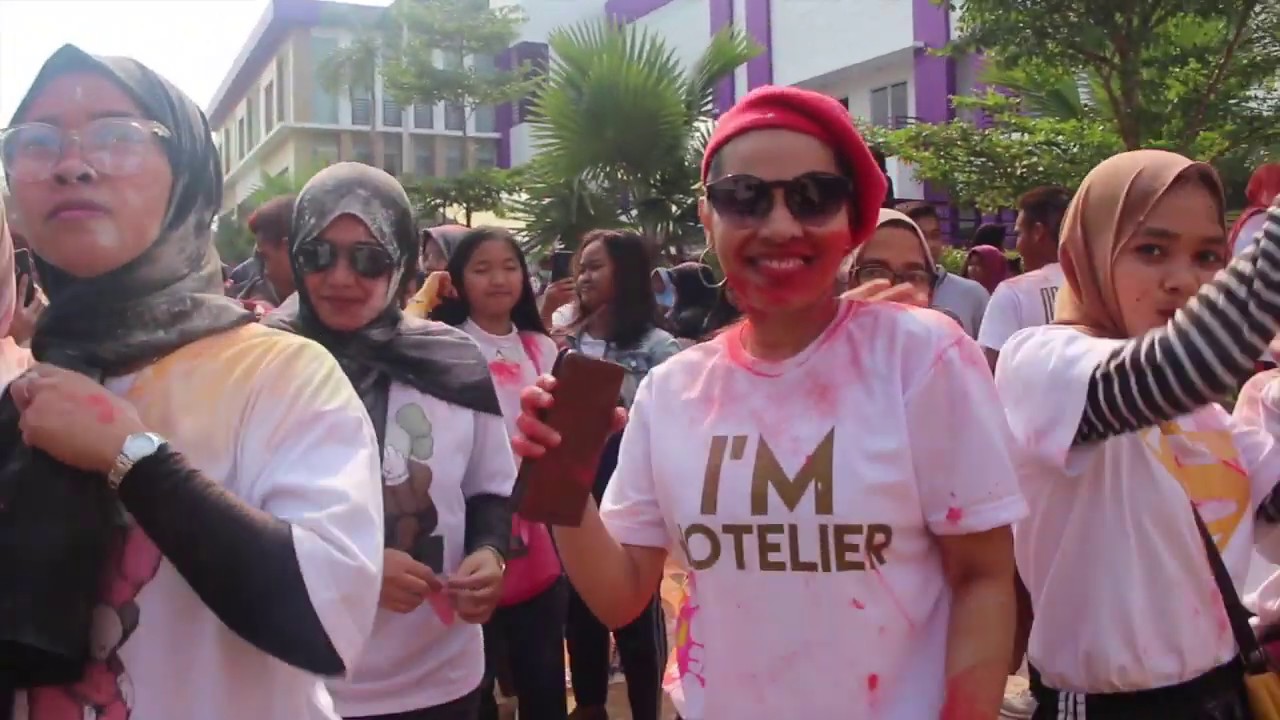 COLOR FUN (1ST ANNIVERSARY) OS STYLE HOTEL BATAM - YouTube