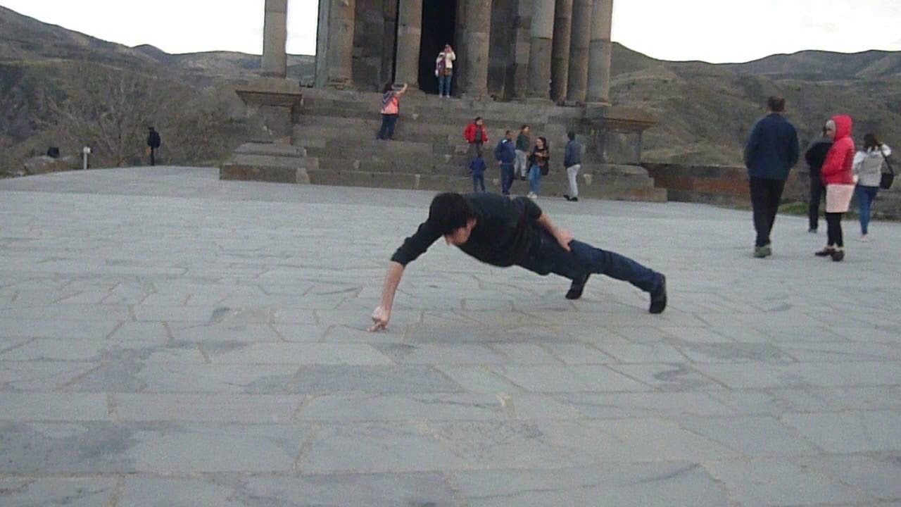 Clean style Two finger push ups (Bruce Lee style) 12 times - YouTube