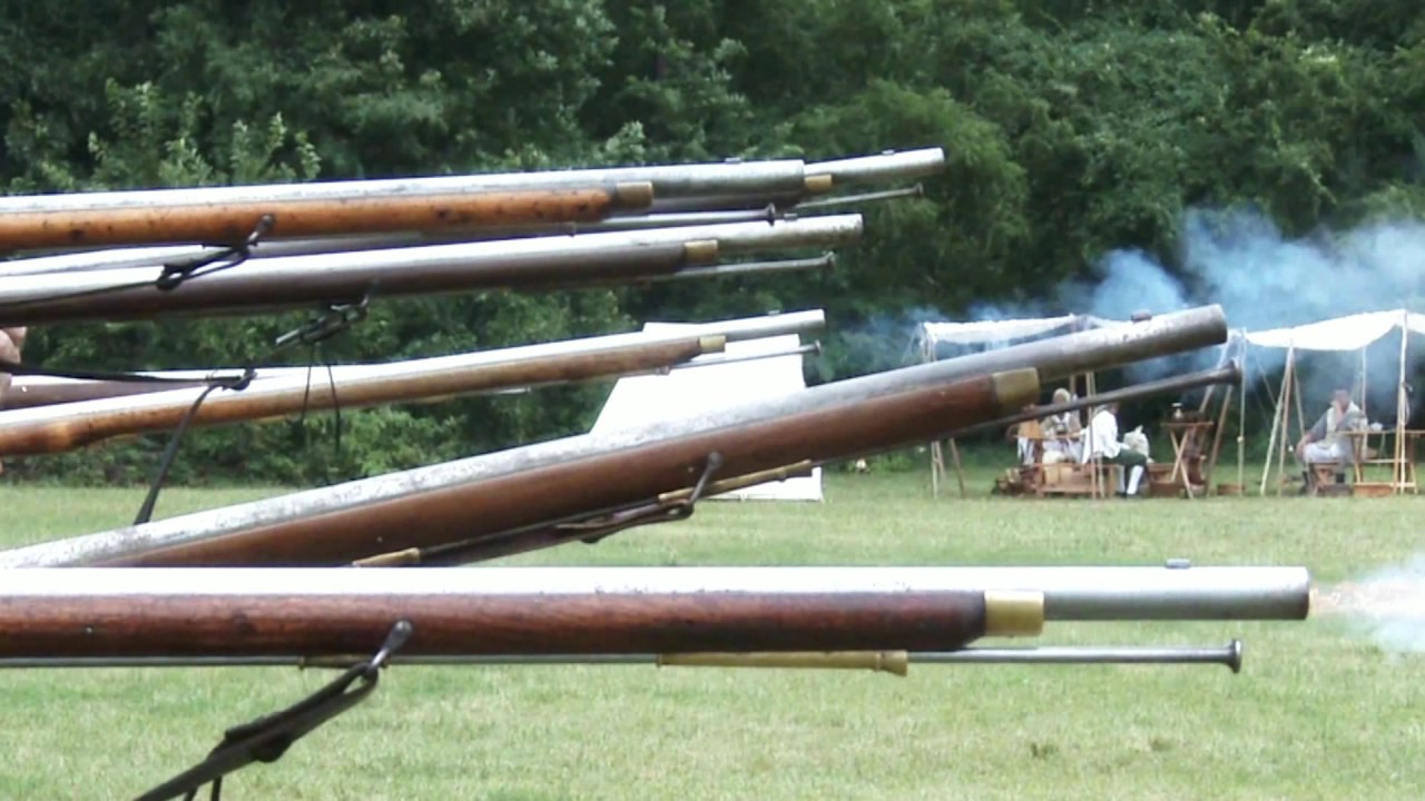 Brown Bess Musket Volley fire in Slow Motion - YouTube