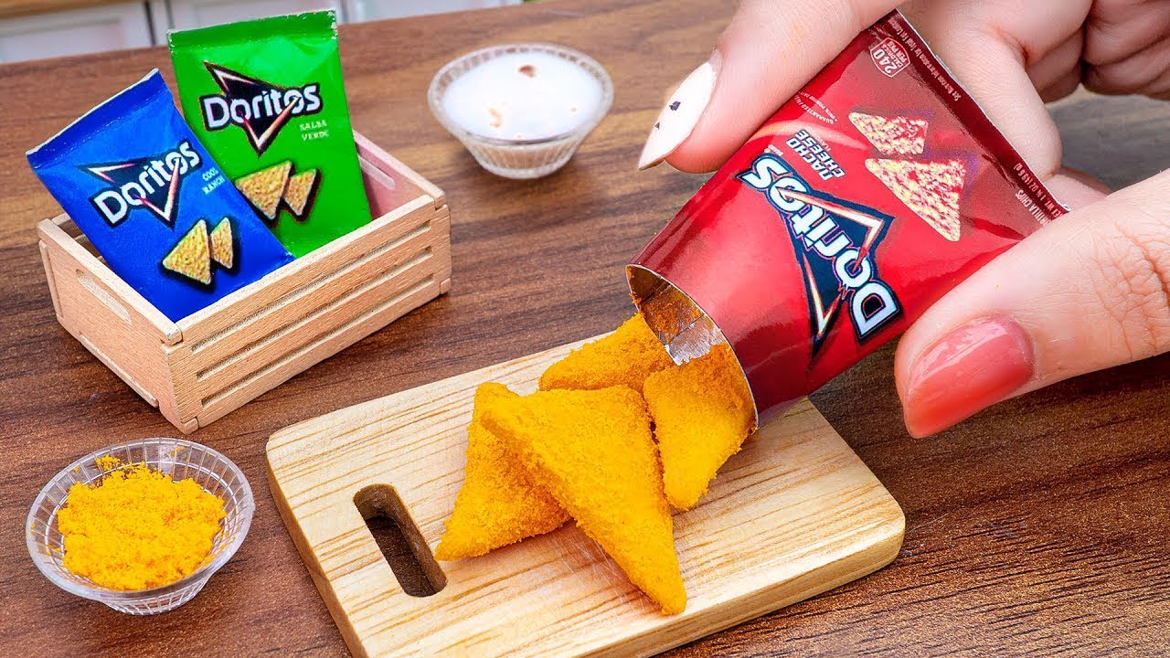 BEST Recipe To Make Crispy Doritos Chips 🧀 How To Make Miniature Snack ...