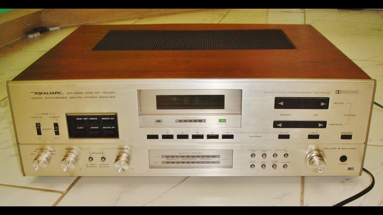 Realistic STA-2200 Digital Synthesized Stereo Receiver Vintage - YouTube