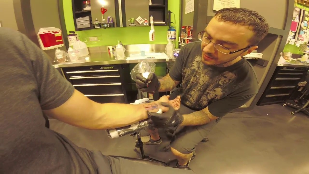 Kubb Tattoo: Inkheart Tattoo, Chaska MN 9.15.18 - YouTube