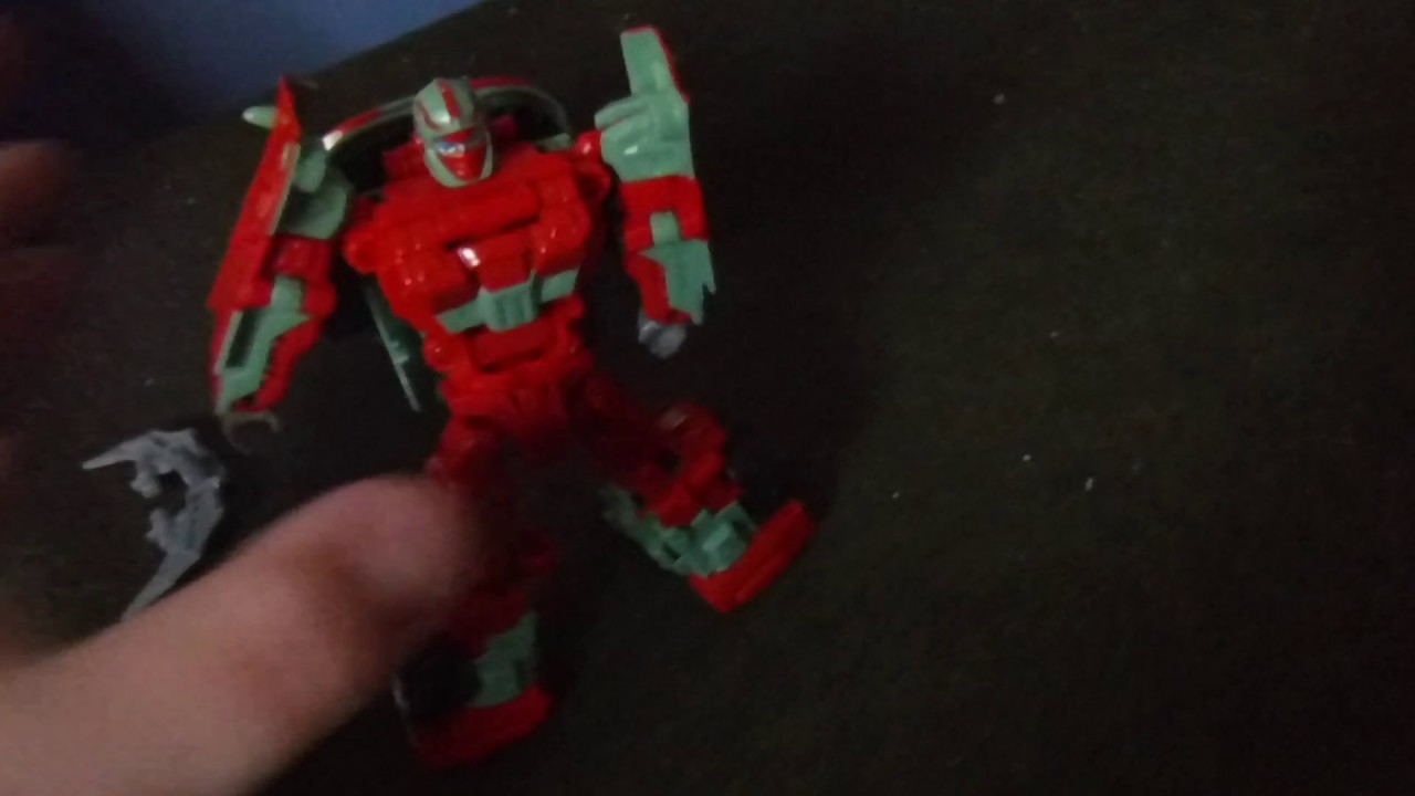 transformers combiner wars dust up review - YouTube