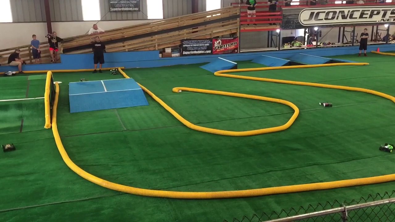 BeachLine Raceway - B6 Turf Practice - YouTube