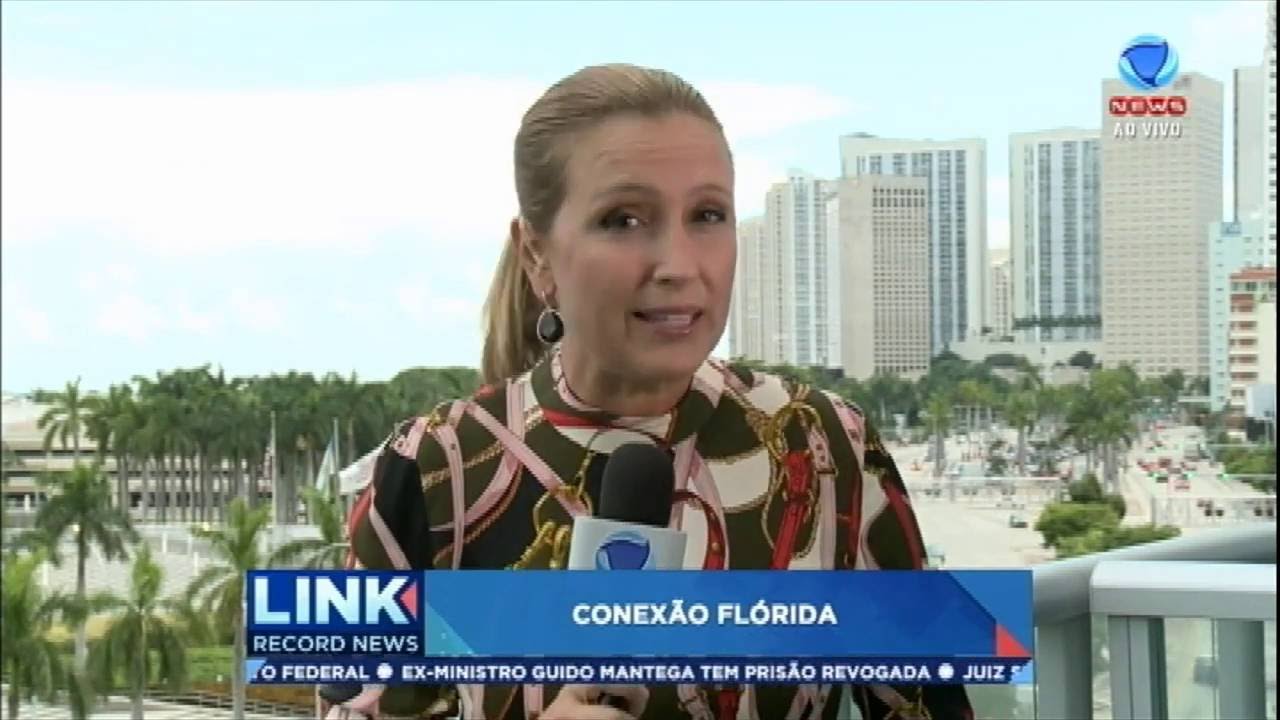 Tina Roma fala sobre um novo tratamento estético nos EUA - YouTube