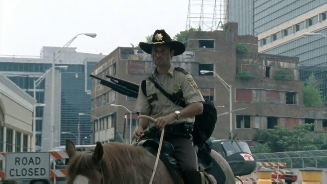 TWD - S01 EP01 - Rick Reaches the Atlanta - HD - YouTube