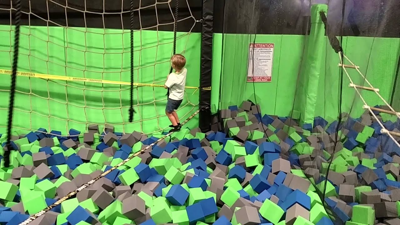 Rope course at Trampoline Park - YouTube