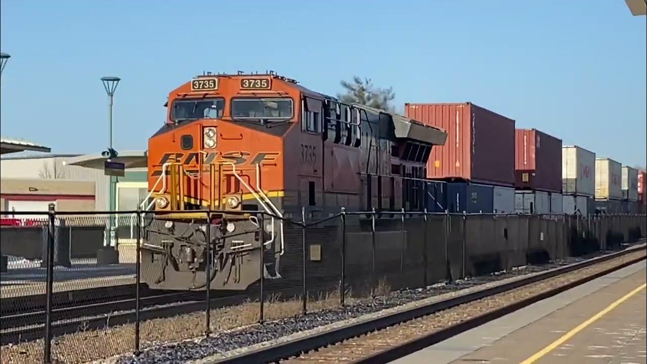 BNSF Staples Sub 12-12-24 - YouTube