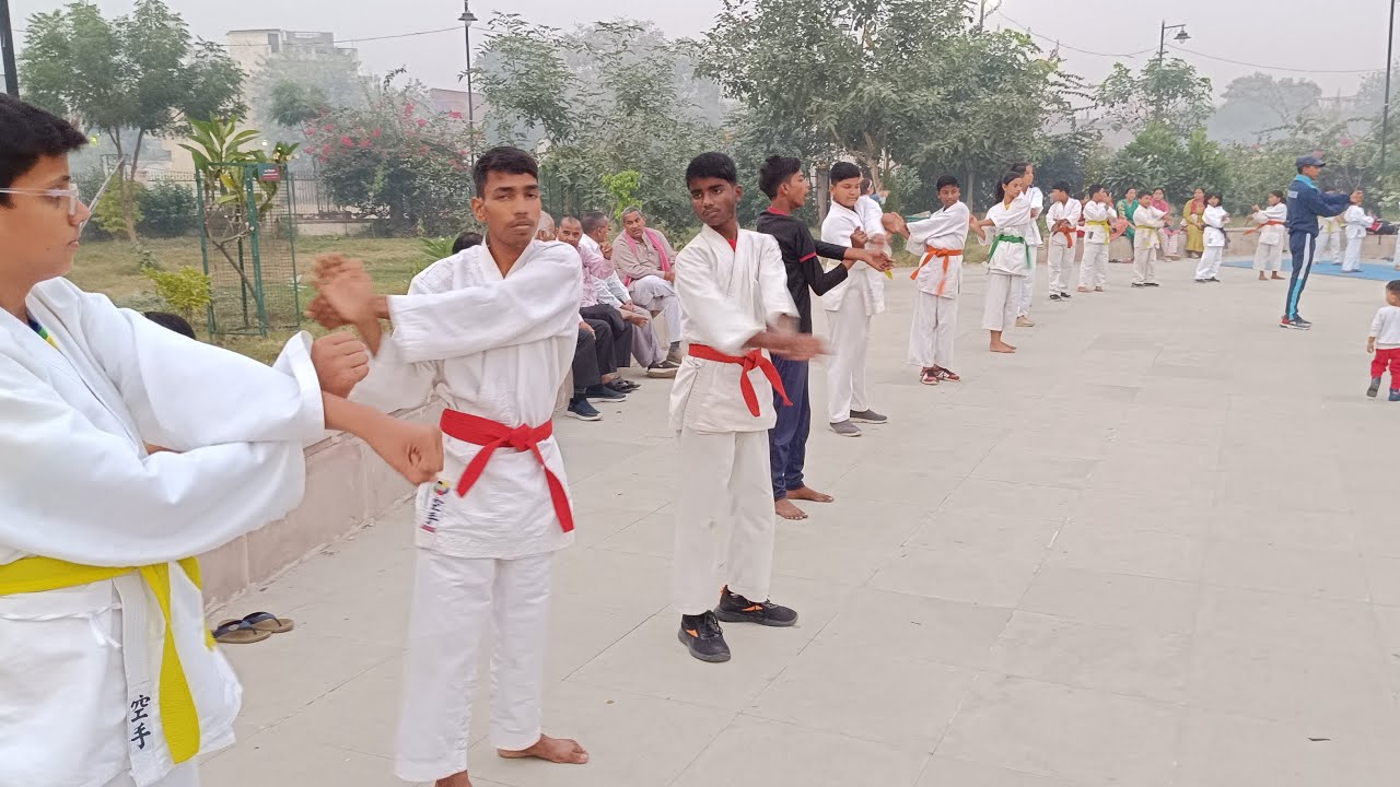 Live Karate workout video - YouTube