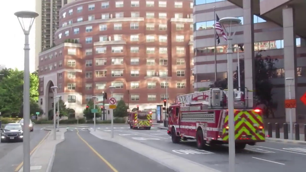 Boston Fire Dept Engine 8 and Ladder 1 Responding - YouTube