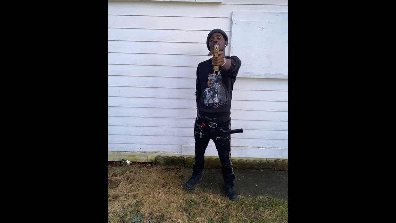 Lil Chicken- I Aint Finna Play [Prod By Melo] - YouTube