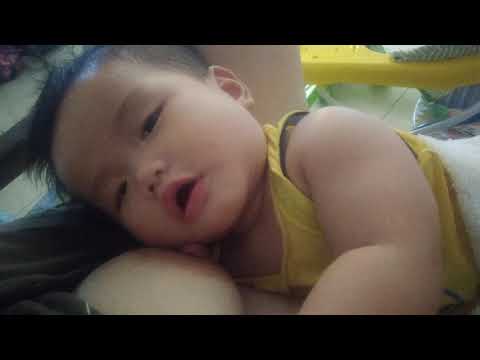 Comel Emmanuel Penyusuan Susu Ibu / Cute Emmanuel Breastfeeding