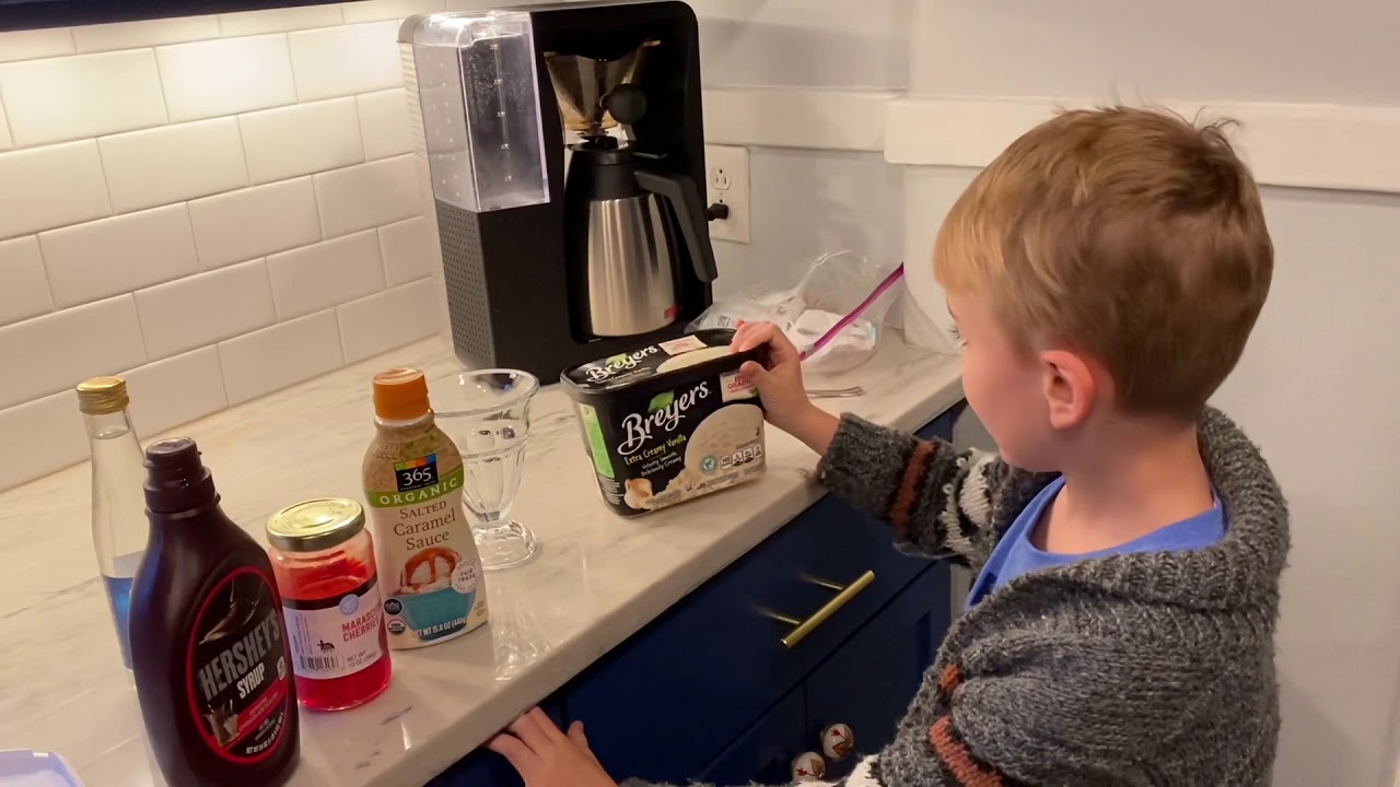 How to make a good sundae - YouTube