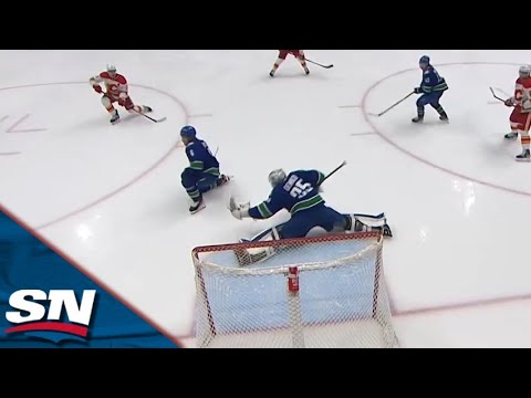 Canucks' Thatcher Demko Stretches To Rob Flames' Backlund With ...