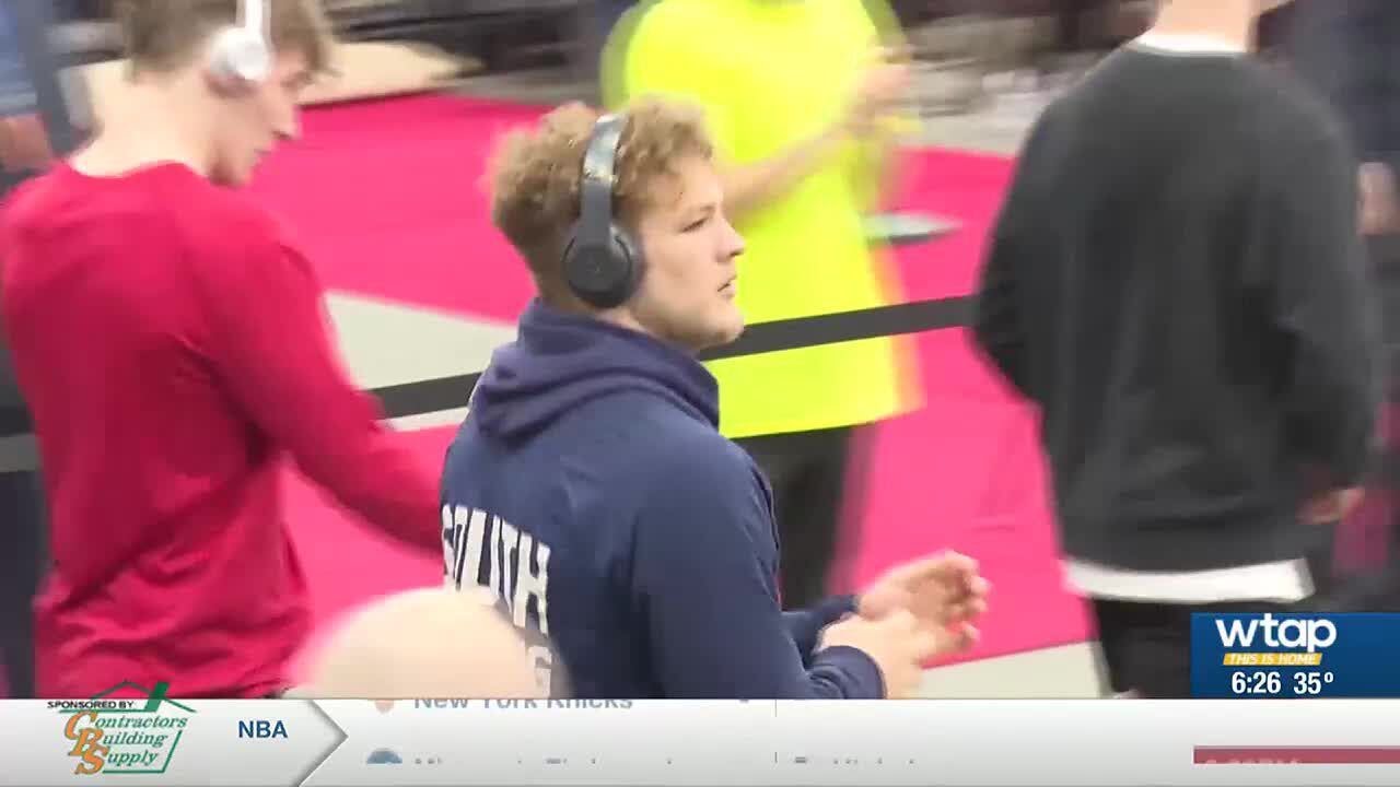 Gage Wright wins Dutton Award as state's best wrestler - YouTube