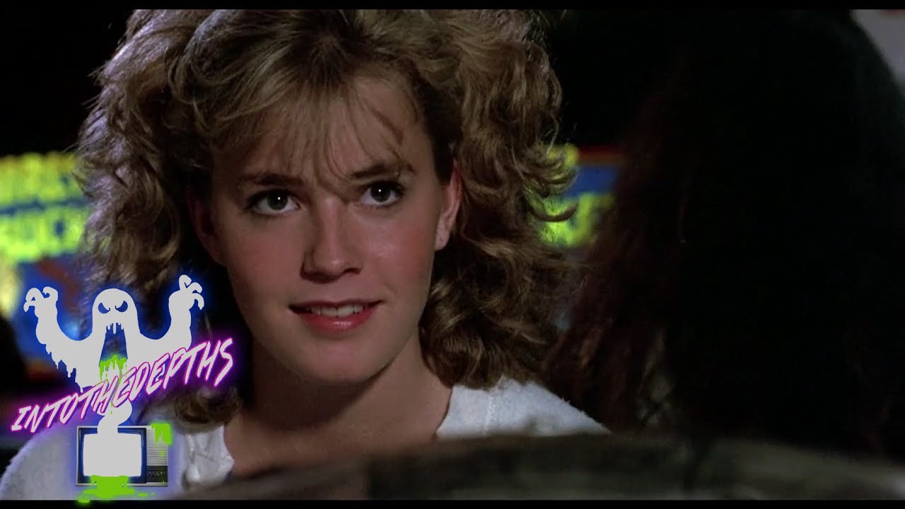 FM-84 - Arcade Summer (Music Video) - YouTube