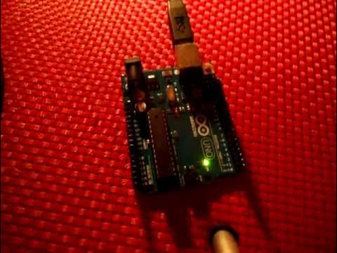 Arduino UNO flashing basicly - YouTube