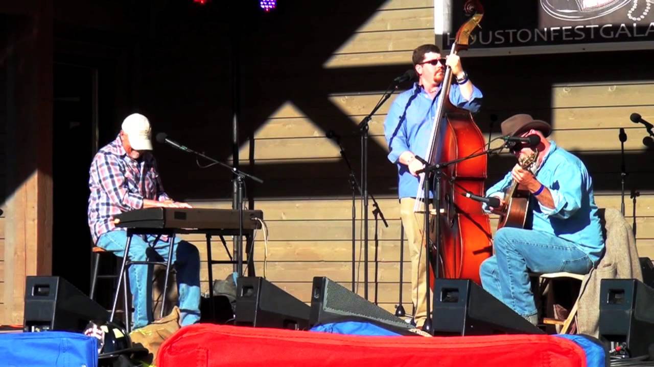 The Jeff Little Trio "Sittin on Top of the World" - YouTube