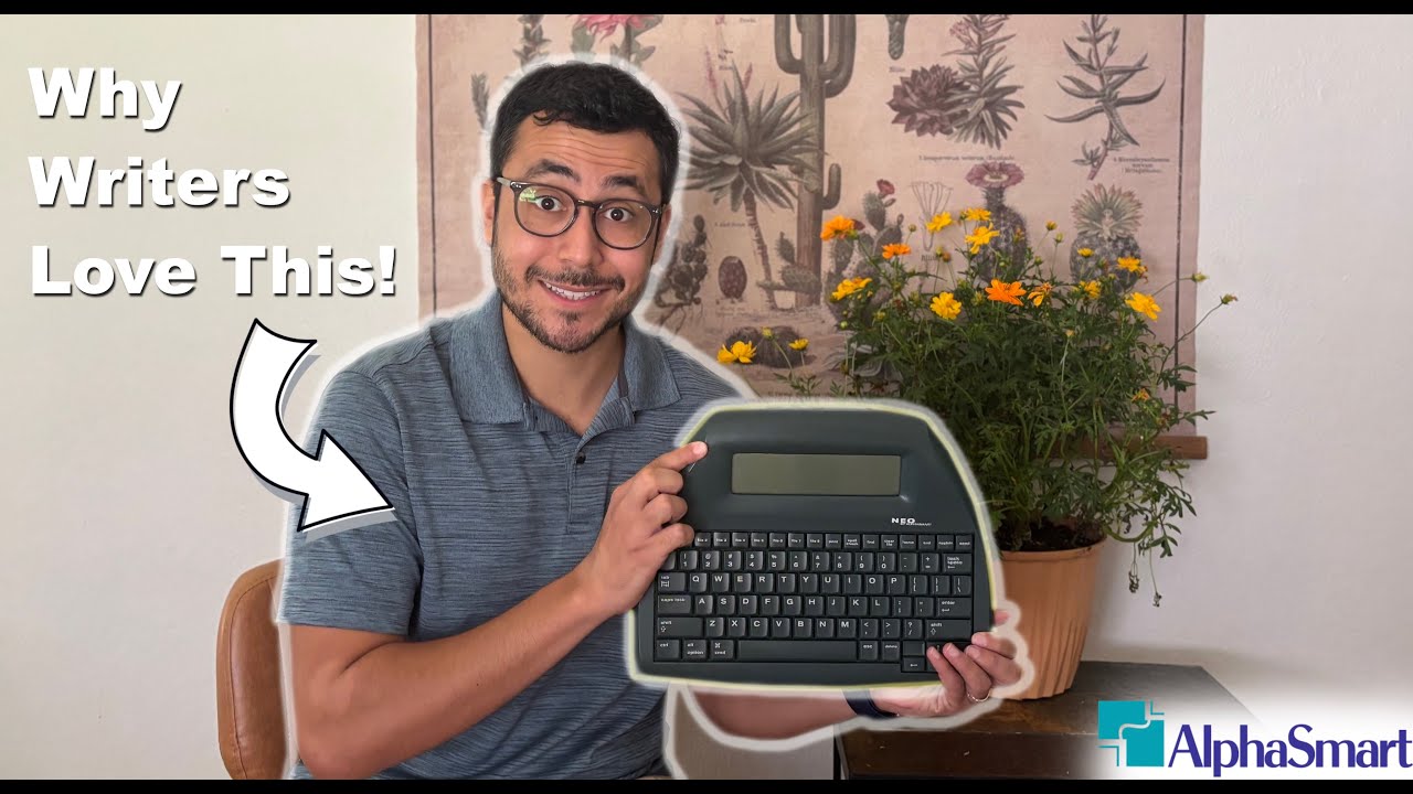 Why Writers Love This Digital Typewriter From the 90s! - YouTube