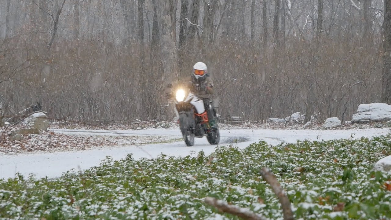 Lowered KTM 1090 - YouTube