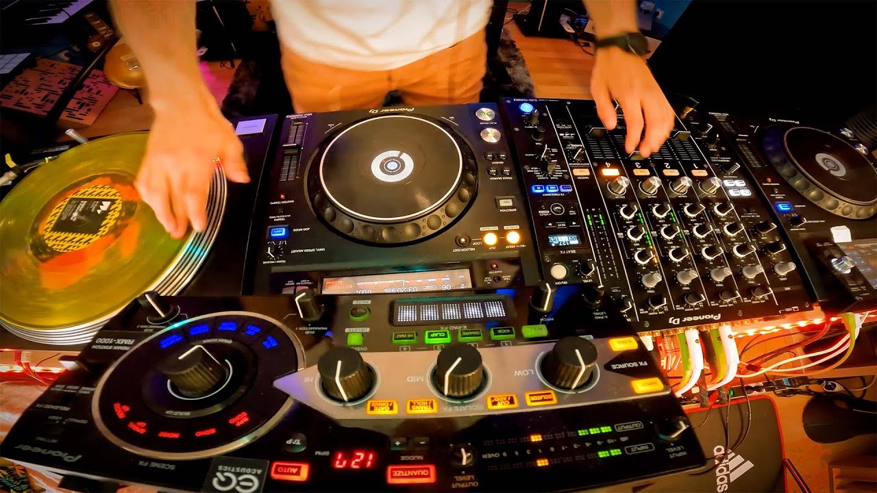 House dj set 2023 vol. 1 :1x7xxxxxxx - Vinyl CDJ - YouTube