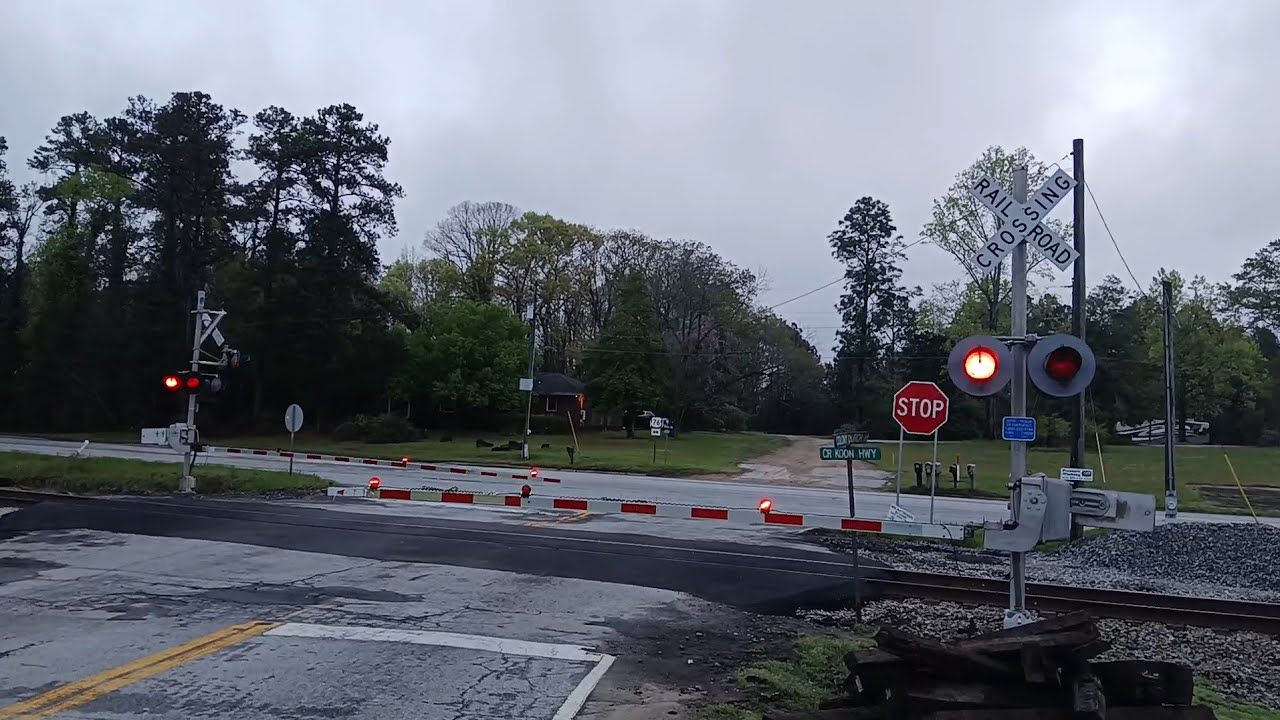 Colony Church Road Railroad Crossing Prosperity SC - YouTube