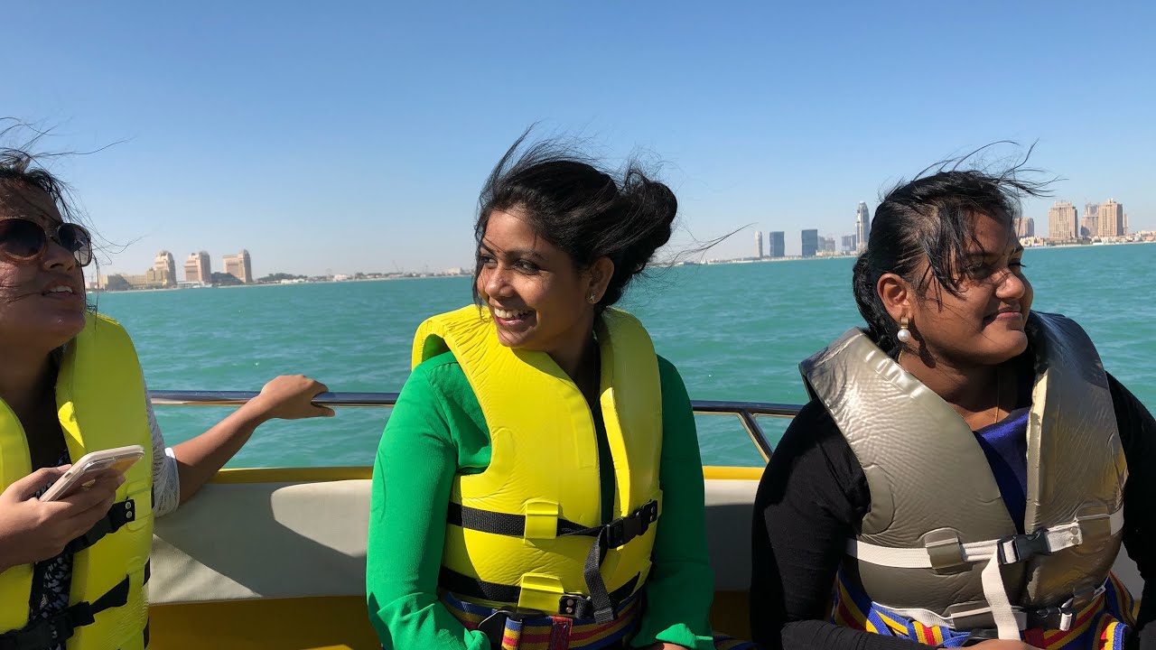 Amazing Parachute Diving in Doha - YouTube