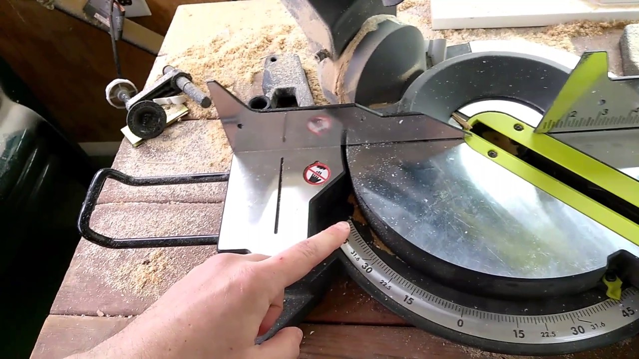 Inside 90° right angle crown moulding EASY TO UNDERSTAND - YouTube