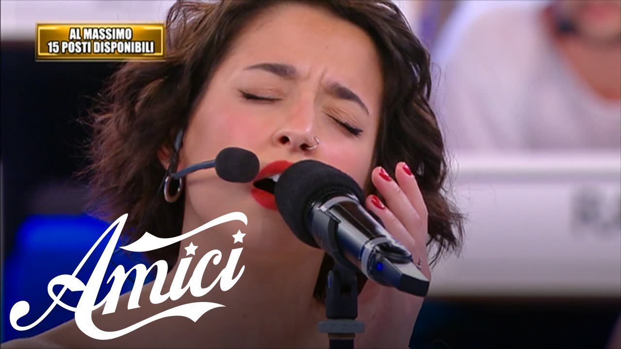 Amici 22 - Federica - Scivola - YouTube