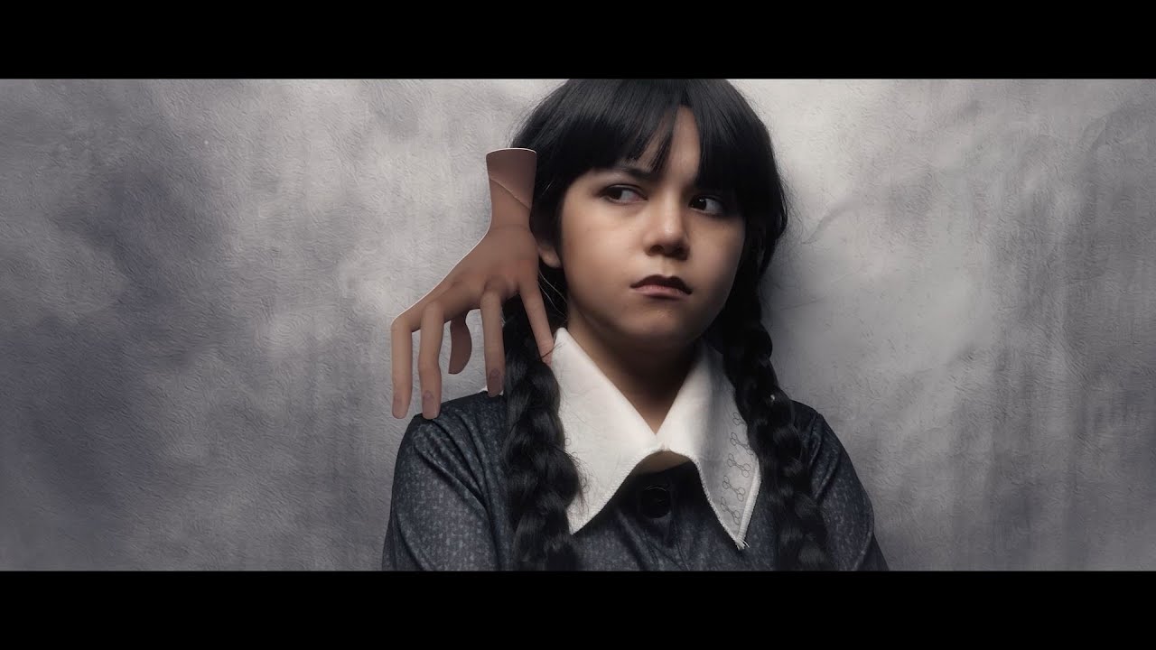 MEET THE WEDNESDAY Cosplay - YouTube