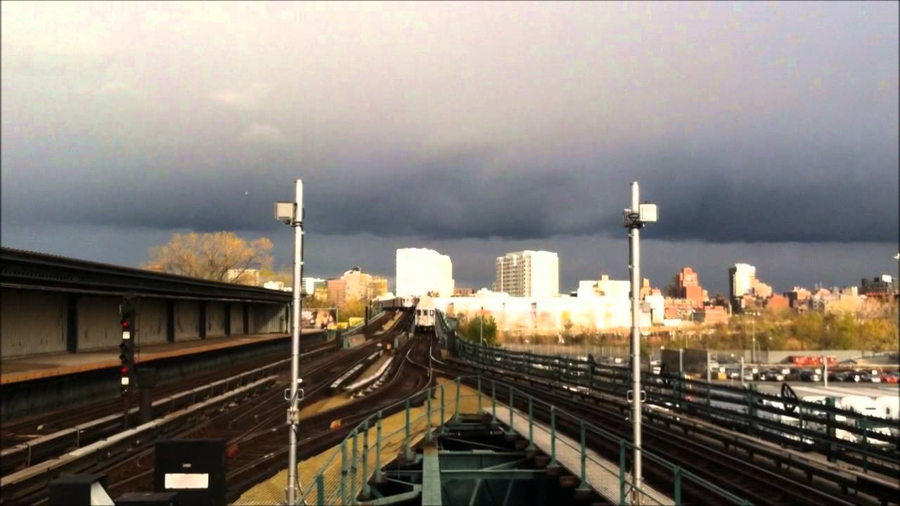 Triple 7 Trains at Mets-Willets Point - YouTube