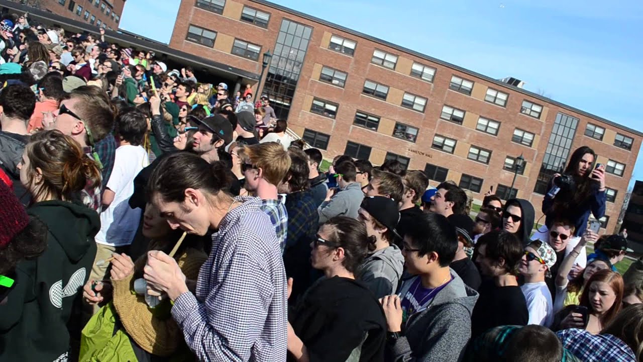 UVM 420 2014 - YouTube
