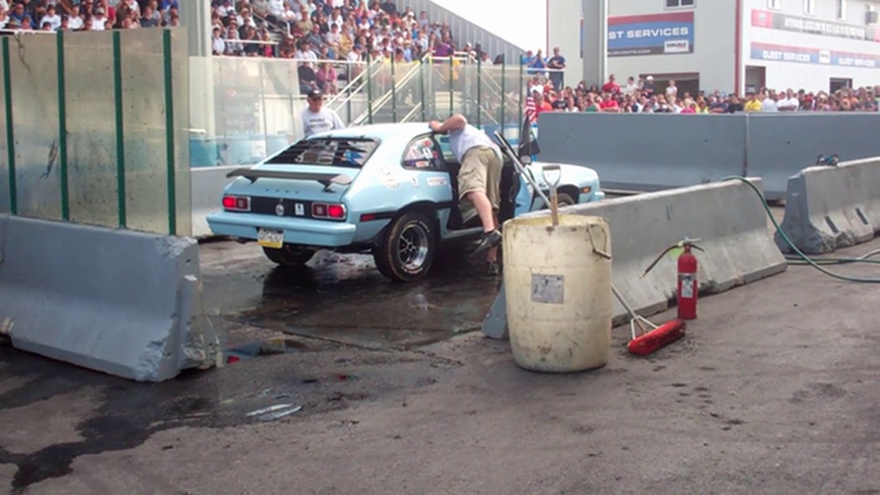 Pinto Burnout 2012 - YouTube