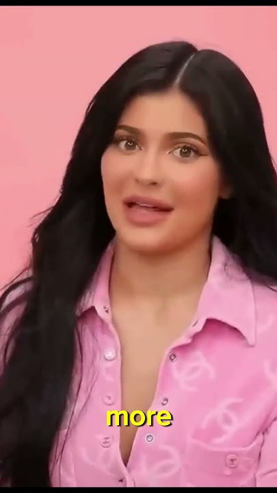 Kylie Jenner Claps Back At Hater Who Called Her Ugly Youtube