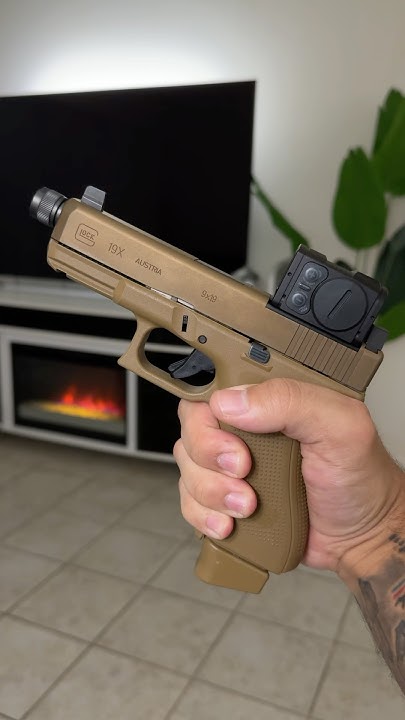 Glocks are the best handgun | Glock 19x MOS with Aimpoint Acro P2 - YouTube