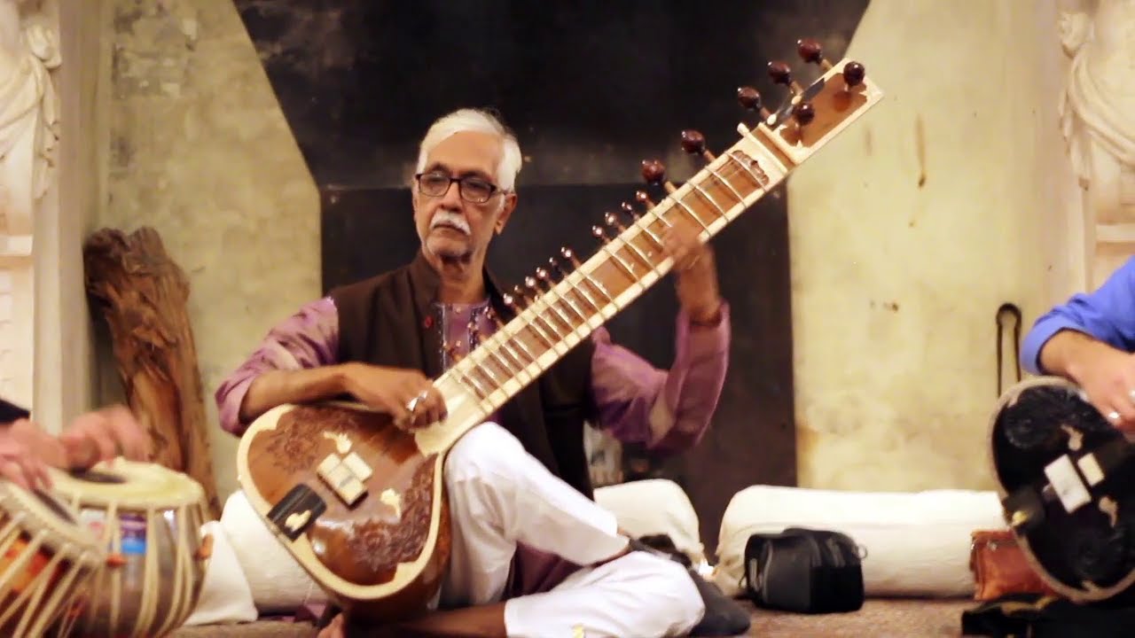 Raag Anupriya by Pt Rabindra Narayan Goswami and his student KG Westman with Suvrat Apte on ...