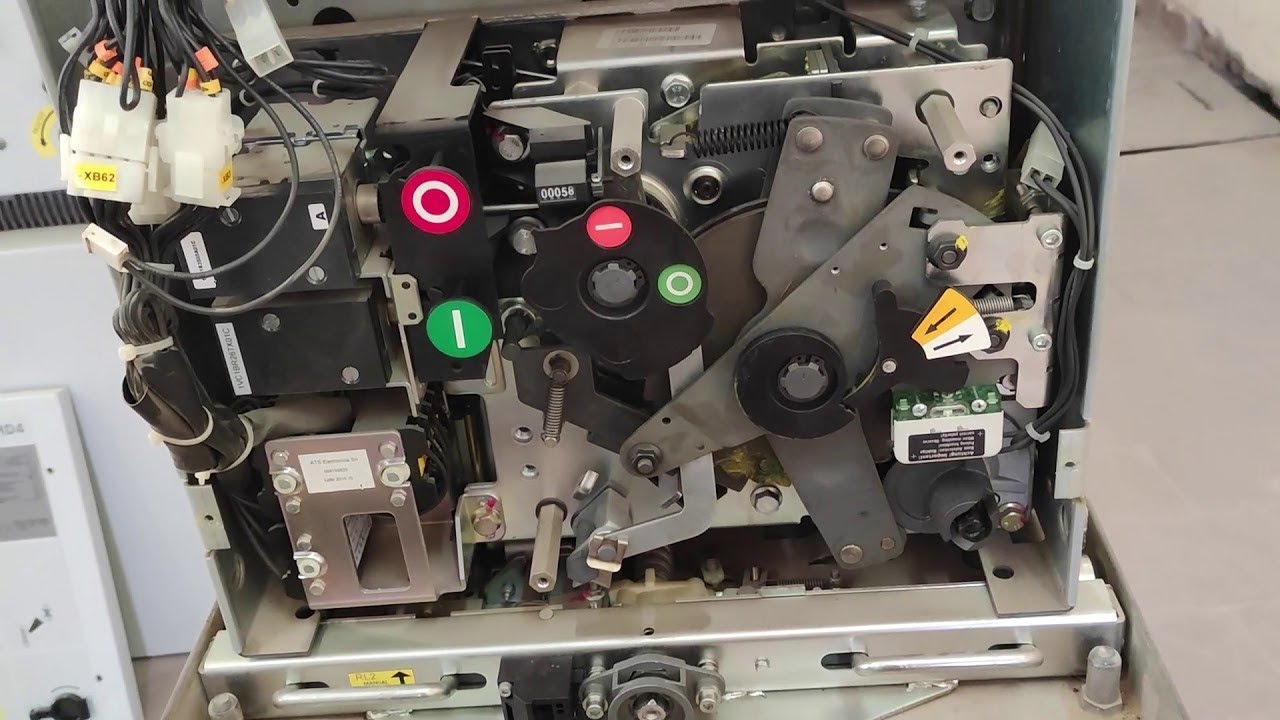 ABB | HD4 CIRCUIT BREAKER MAITENECE |PART-2 | صيانه قاطع كهربي ضغط متوسط من شركه ABB موديل HD4 ...