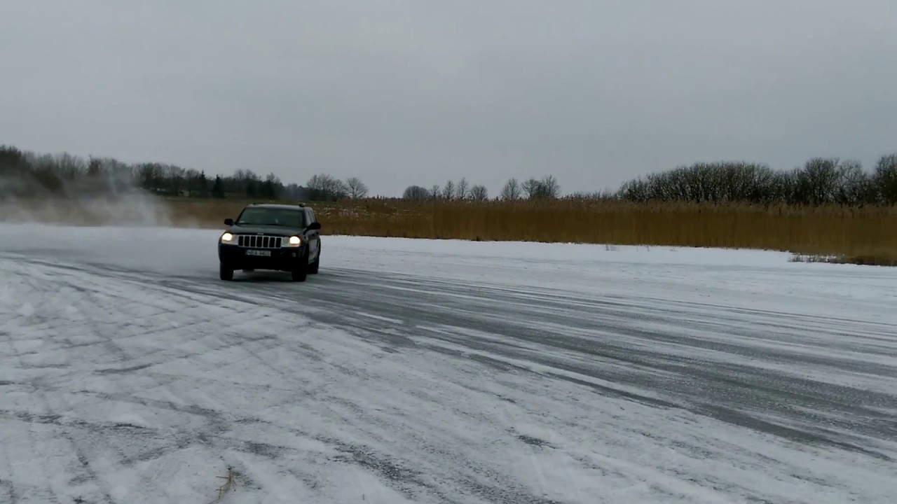 Jeep Grand Cherokee on ice lake/kinkajmy - YouTube