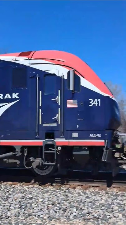 ALC-42 K5LA air horn echo #amtrak #railfan #train #siemens #charger - YouTube