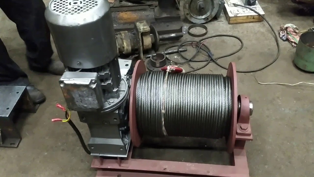 Winch for lifting glass panels, Cement, iron steel - YouTube